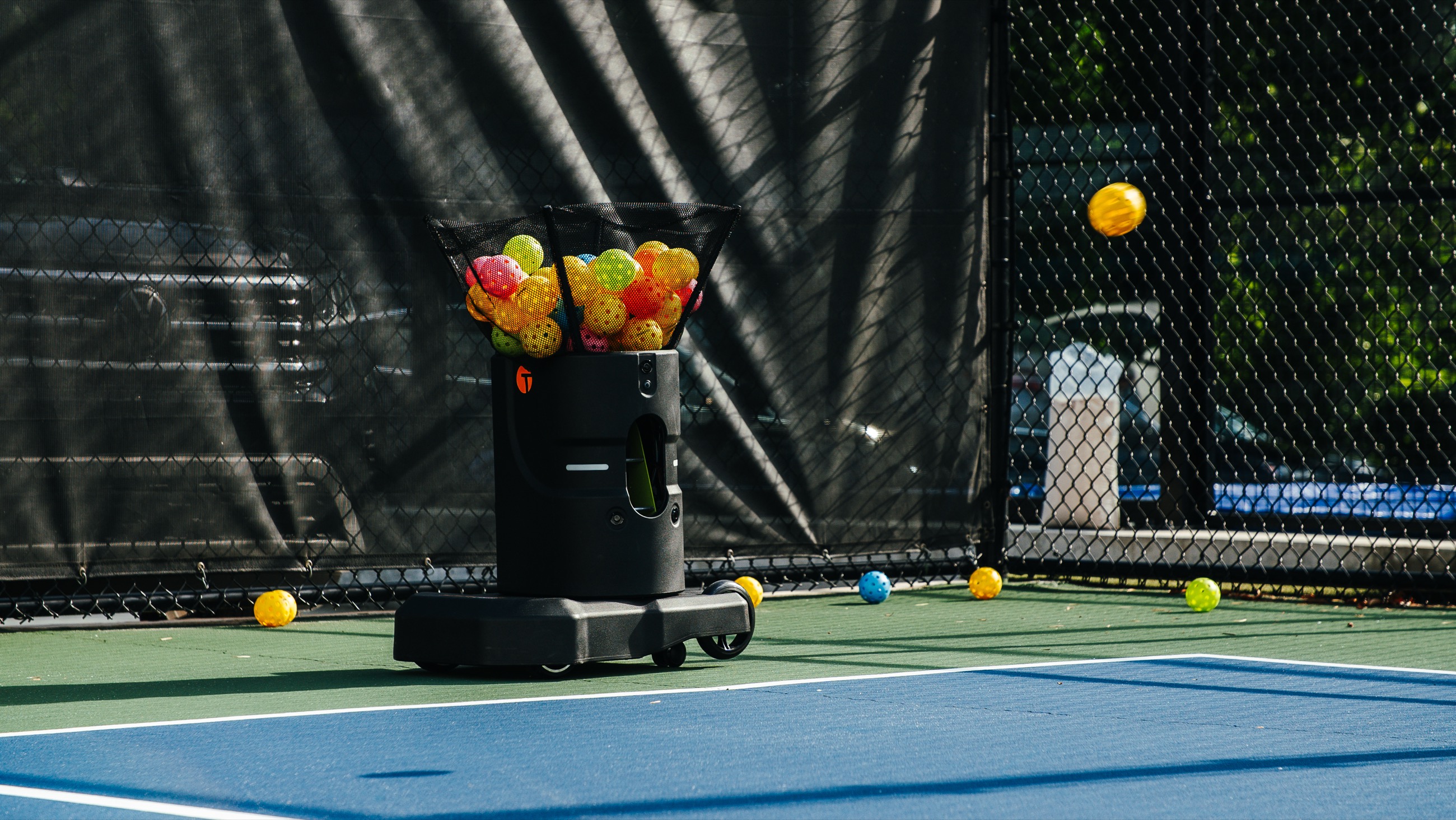 How to Choose a Pickleball Machine (2026 Buyer's Guide) | Tennibot